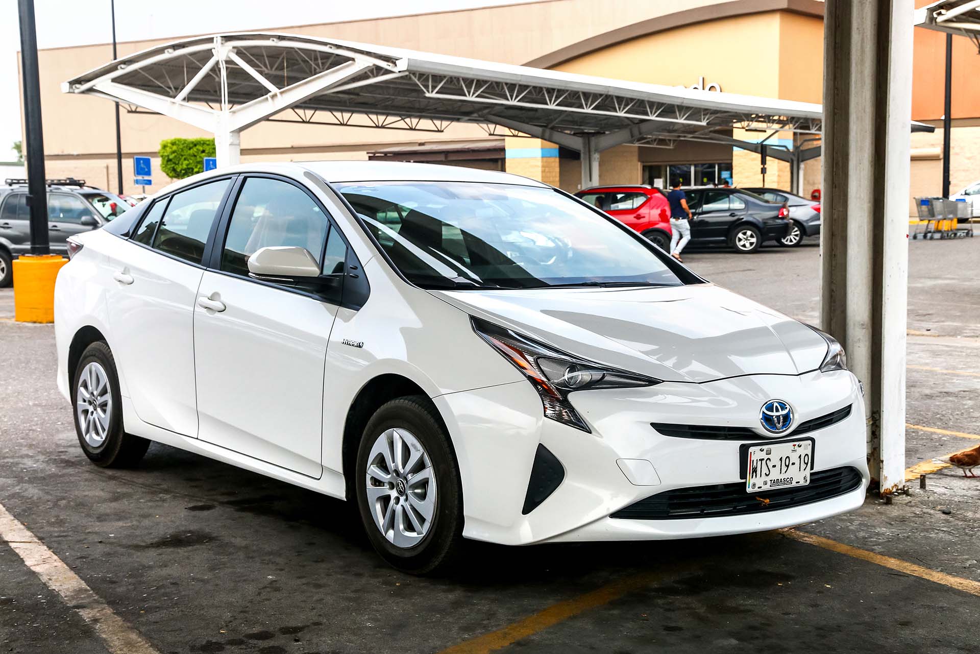 Can You Drive a Car Without a Catalytic Converter? | All About Wheels