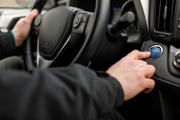 What Is the Cluster on a Car? | All About Wheels