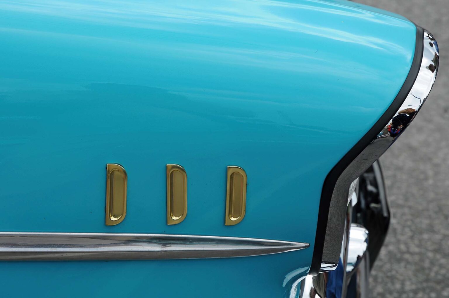 The Ultimate Guide to Auto Body Side Molding | All About Wheels